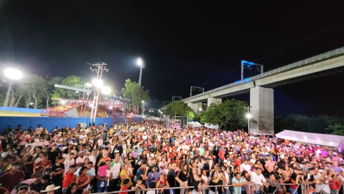 Inician festividades en honor a Santa Rosa de Lima en Charallave - La ...