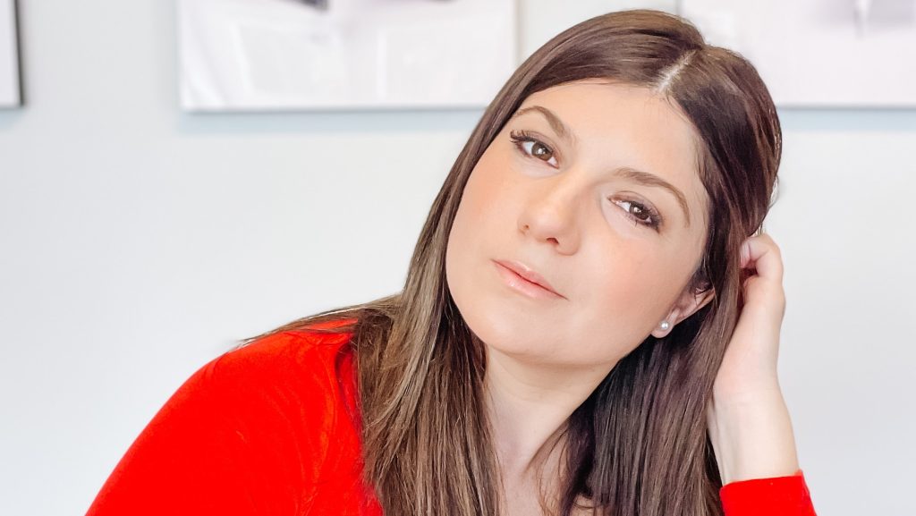 Laura Tranchino: Líder en marketing digital y emprendimiento con una ...